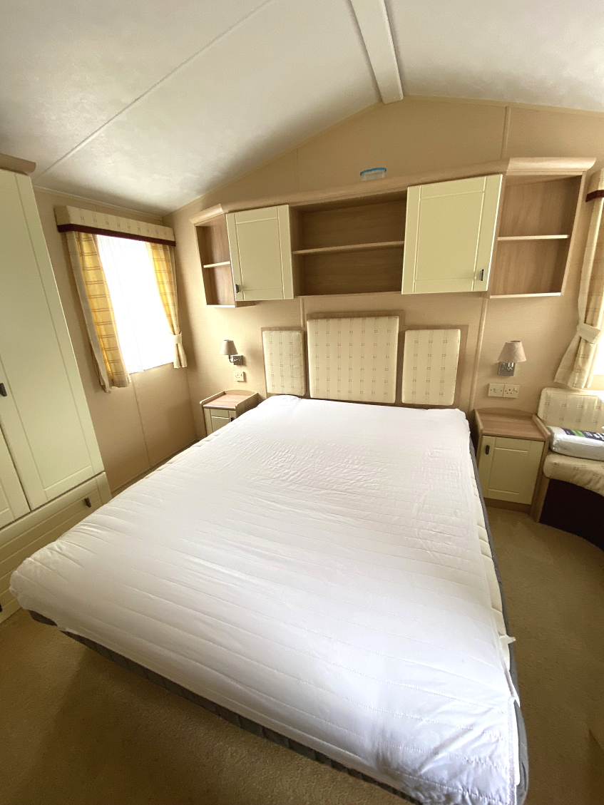 Bablock Hythe Caravan Park - Green Wood Parks